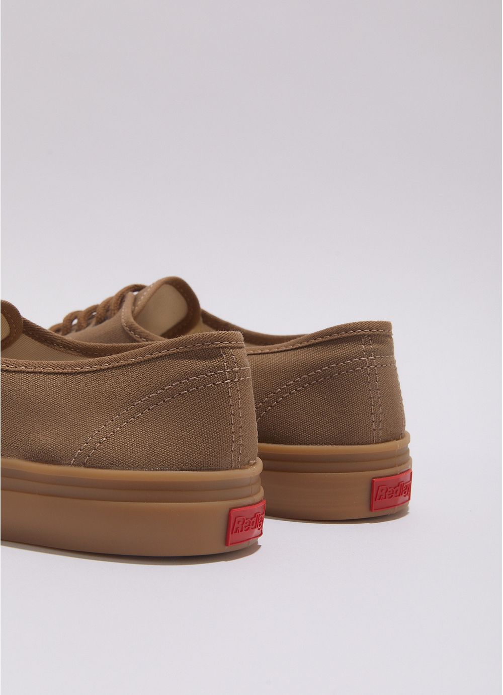 Tenis originals latex colors CAQUI - redley